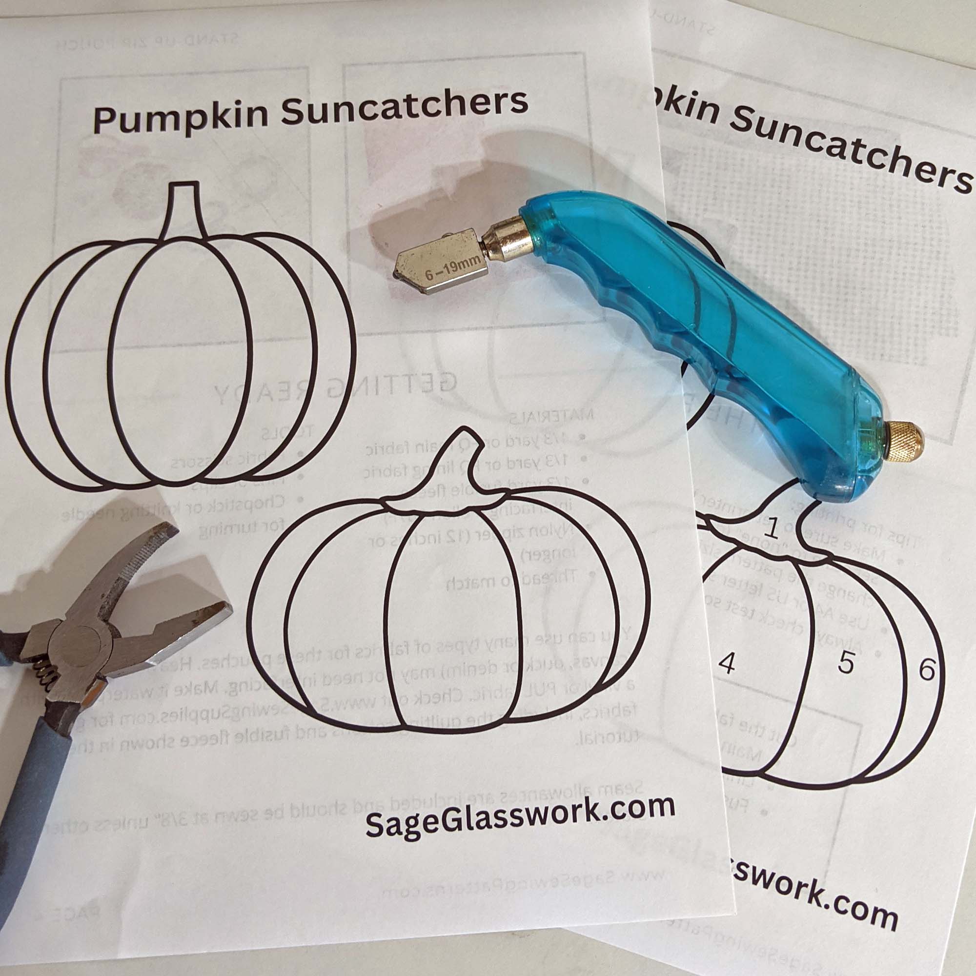 2 Pumpkins stained glass pattern – Sage Glasswork